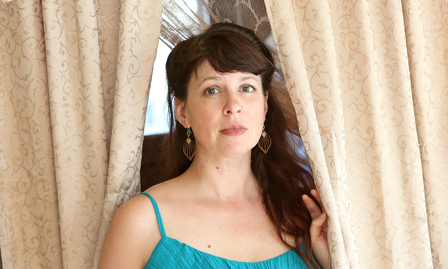 Xanthe Alexis | Drawing Out the Space to Feel – Humanitou